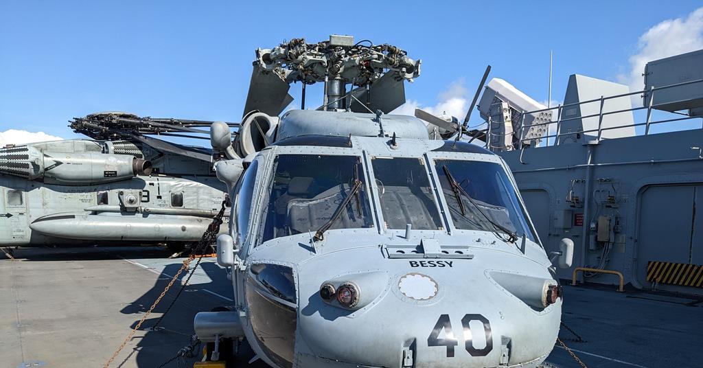 US Marines tout F-35 sensor suite; explore ‘lightning carrier’ concept ...