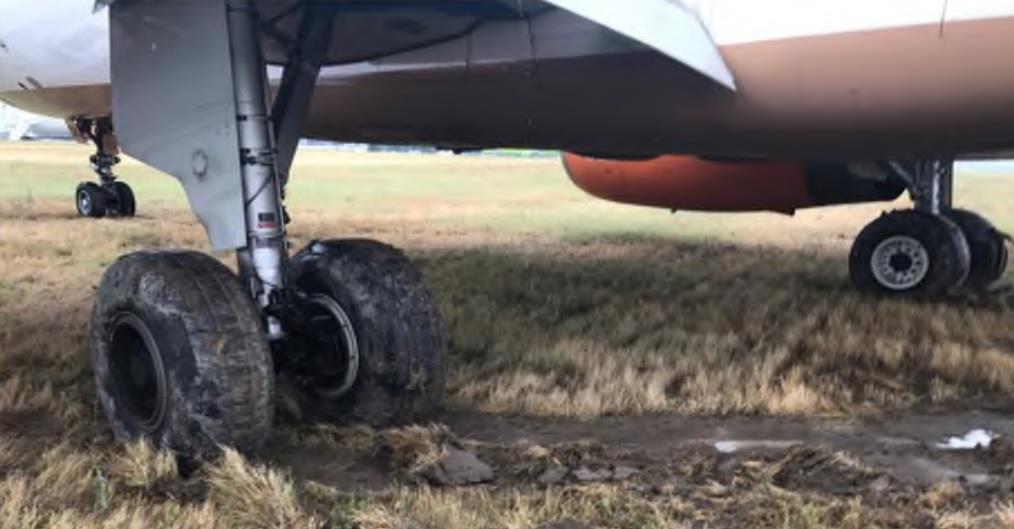 A320 veered off runway as late hydraulic failure 'surprised' pilots ...