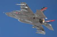PICTURES: F-35 bulks up with external weapons load | News | Flight Global