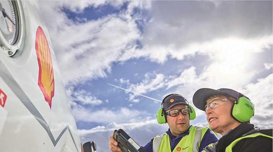 Shell Aviation's service helps customers look after the technical ...