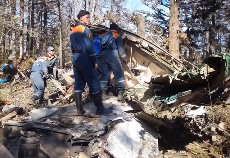 An-26 crash crew turned onto flightpath below minimum safe altitude ...