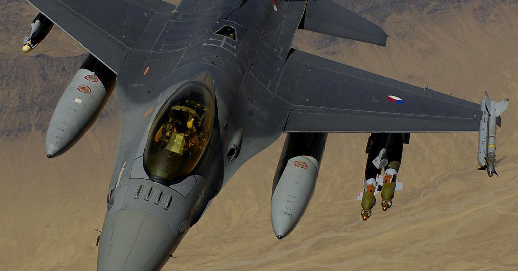 Why Lockheed Martin’s F-16 remains a prize fighter 50 years after ...