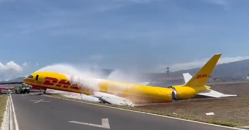 DHL 757-200SF destroyed after skidding off runway | News | Flight Global