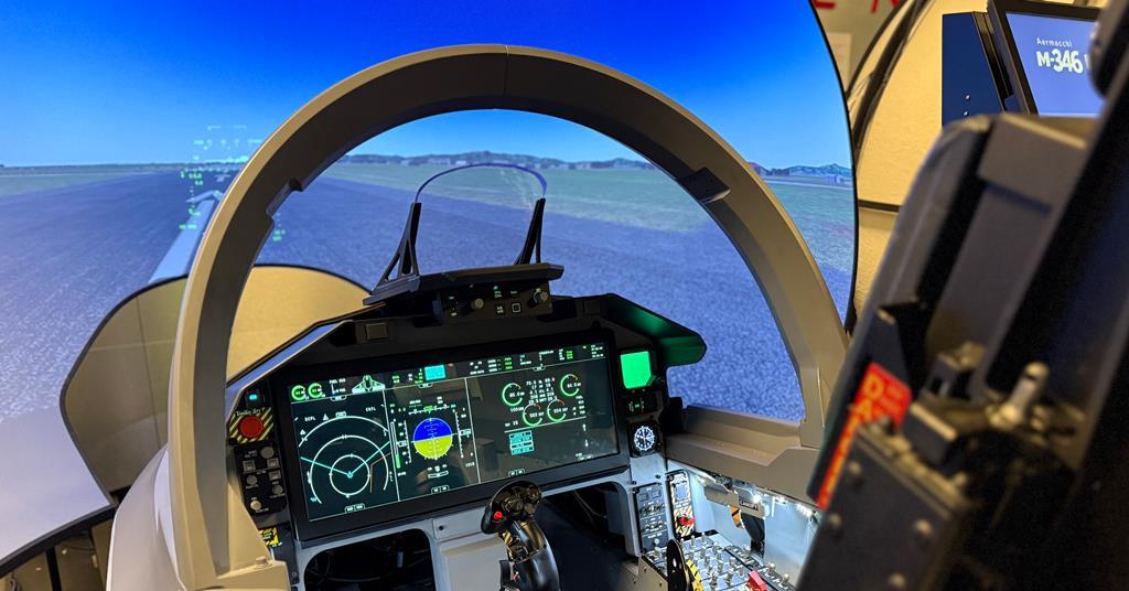 Leonardo pitches M-346 as GCAP trainer, as Block 20 update advances | Analysis | Flight Global
