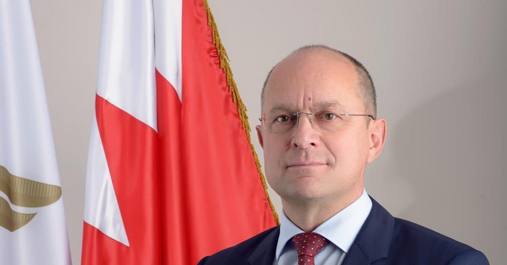 Gulf Air chief Kucko to step down | News | Flight Global