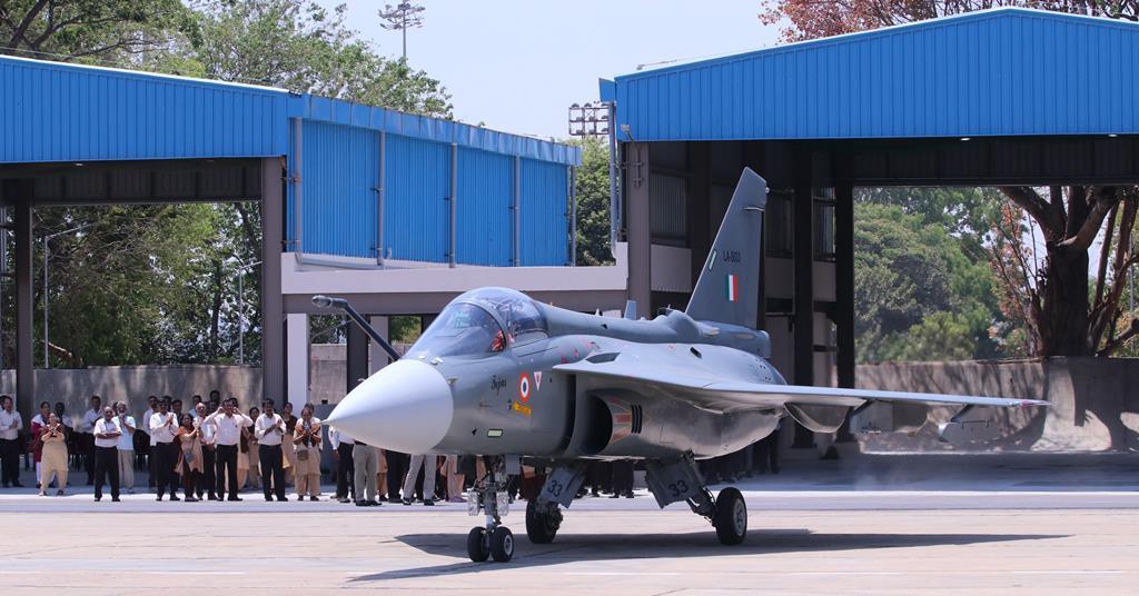Definitive version of India’s Tejas takes step towards service entry ...
