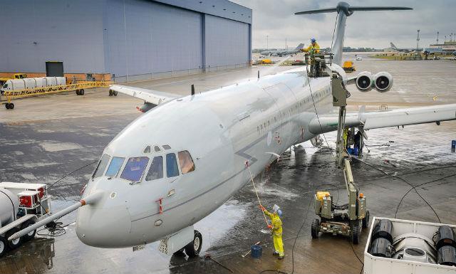 RAF VC10s to make last operational flight | News | Flight Global