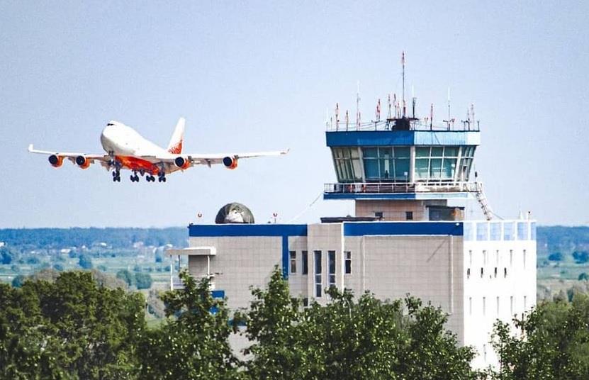 Crews cautioned as Russian airspace change swamps navigation update ...