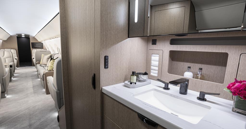 Gulfstream pitches G400 at large-cabin market ‘sweet spot’ | In depth ...
