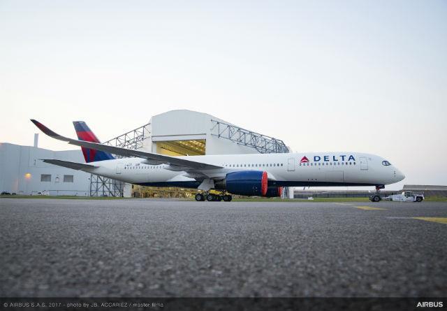 PICTURE: Airbus rolls out first painted Delta A350 | News | Flight Global