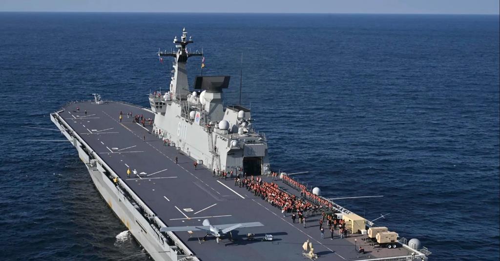 South Korea launches short take-off Gray Eagle UAV from amphibious ...