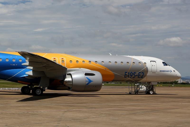 Embraer hikes second-quarter commercial jet deliveries | Flight Global