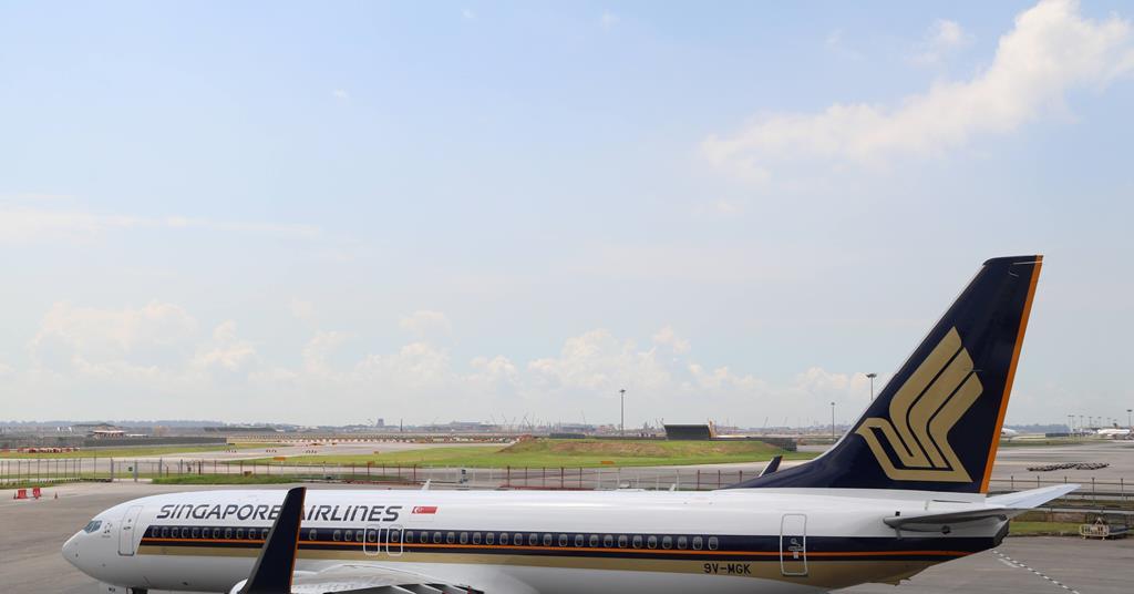 SIA announces S$6.2 billion convertible bond issue | News | Flight Global