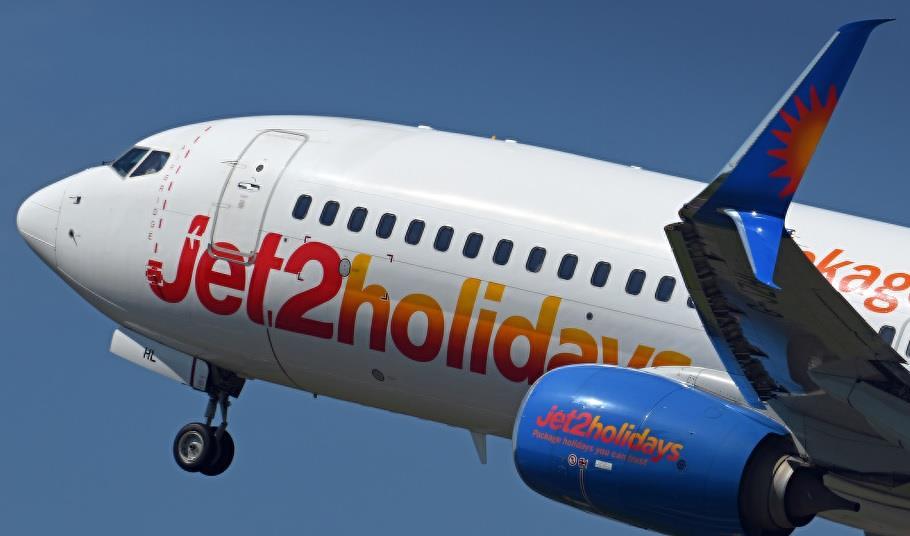 Jet2 expects to complete 737-800 scimitar-winglet retrofit this summer ...