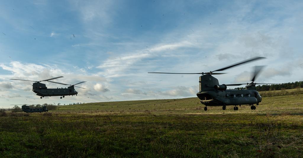 UK eyes wide-ranging Chinook replacement | News | Flight Global