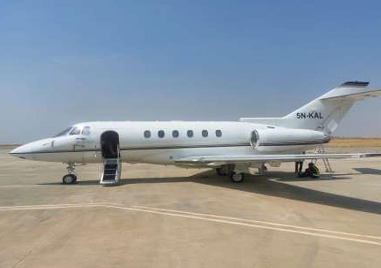 Thrust-lever response deepens mystery of Hawker 900XP dual-engine power ...