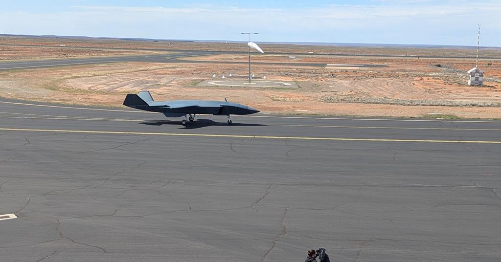 Boeing MQ-28 Ghost Bat autonomous combat aircraft makes public flying ...