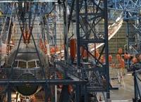 PICTURE: Boeing completes 787 ultimate-load wing flex test | News ...