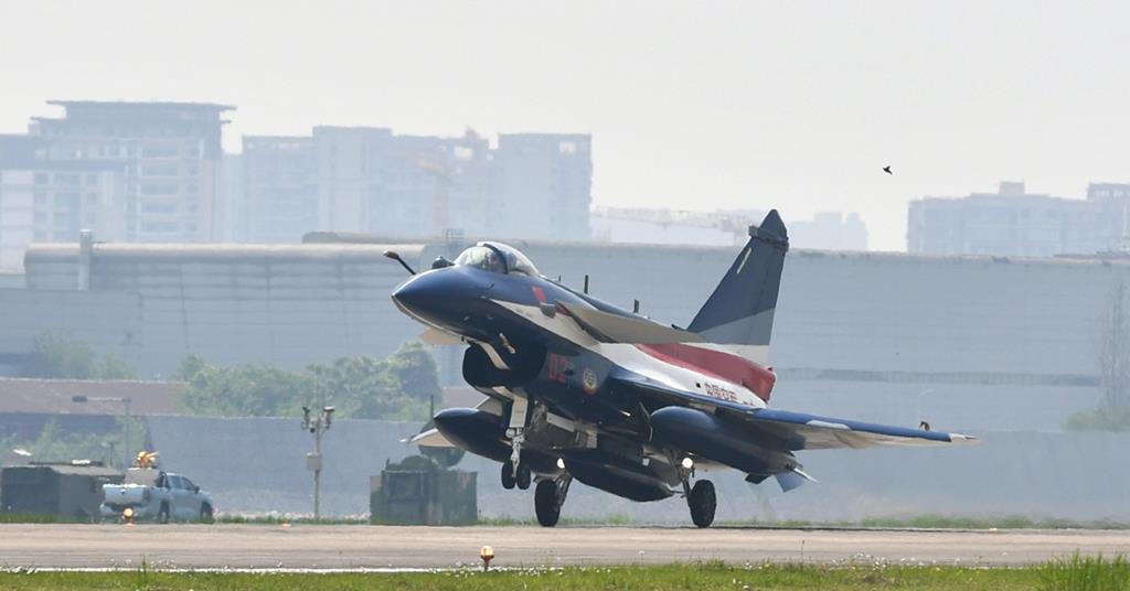 China’s August 1st team debuts new J-10Cs at LIMA show | News | Flight ...