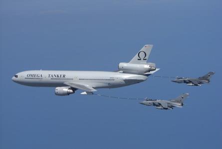RAF tests Omega-owned tanker aircraft | News | Flight Global