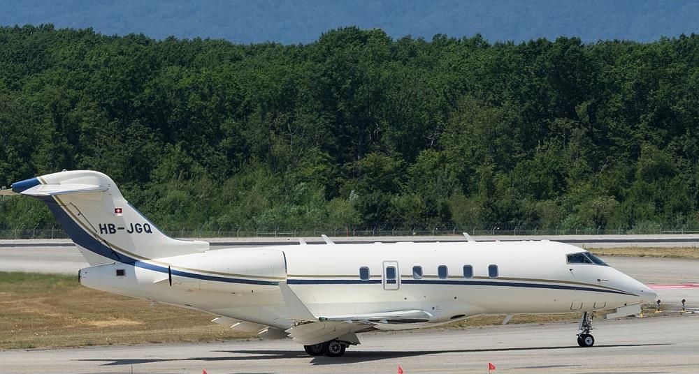 Challenger took evasive action to dodge undetected glider near Basel ...