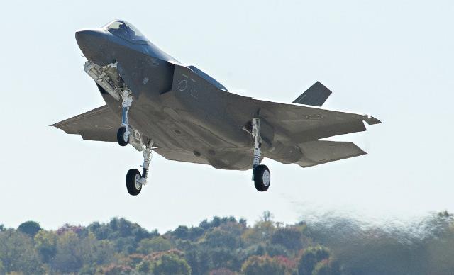 PICTURE: Lockheed delivers 200th F-35 | News | Flight Global