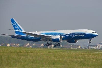 Boeing looks at longer-range 777 | News | Flight Global