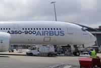 Airbus names A350 flight-test crew | News | Flight Global