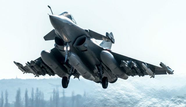 Dassault completes first test flights of new 'heavily armed' Rafale ...