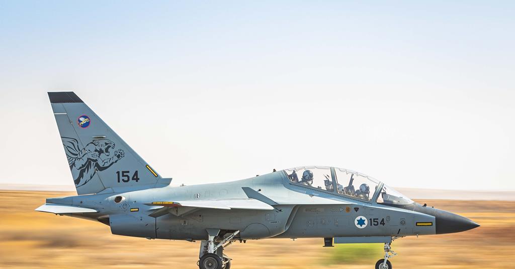 How Leonardo’s M-346 helped Italy to become a training Master ...