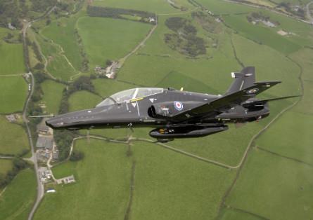 UK clears Hawk T2s, Tucanos for return to training duties | News ...