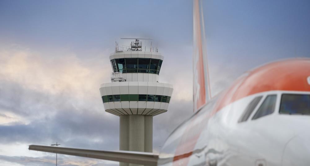 EasyJet reaches new long-term base deal with Gatwick | News | Flight Global
