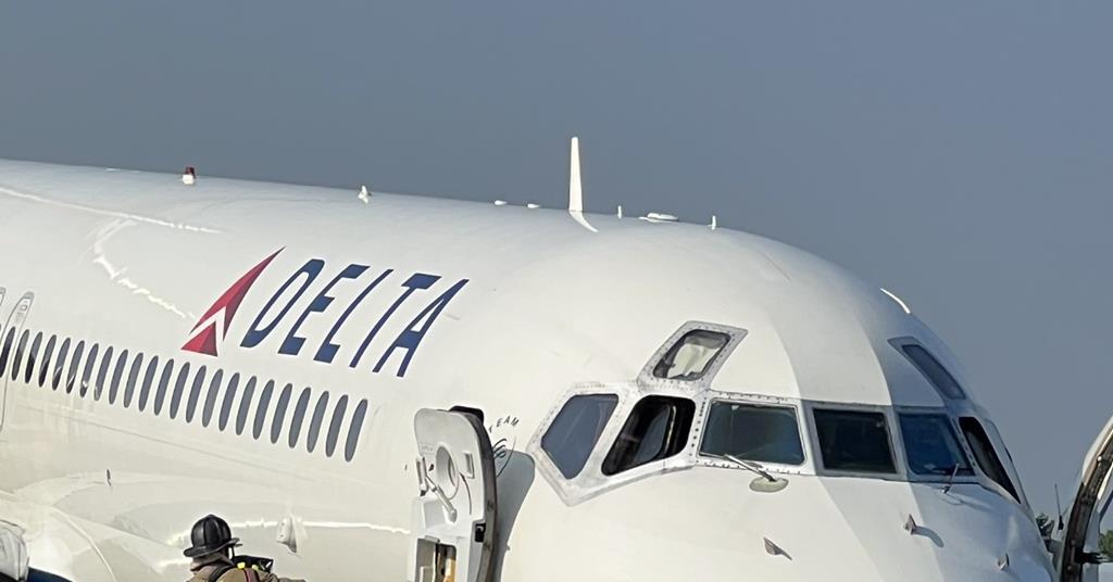 NTSB traces Delta gear-up landing to fractured gear link | News | Flight Global