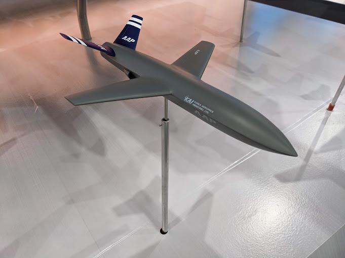 KF-21 makes air show debut at Seoul ADEX | News | Flight Global
