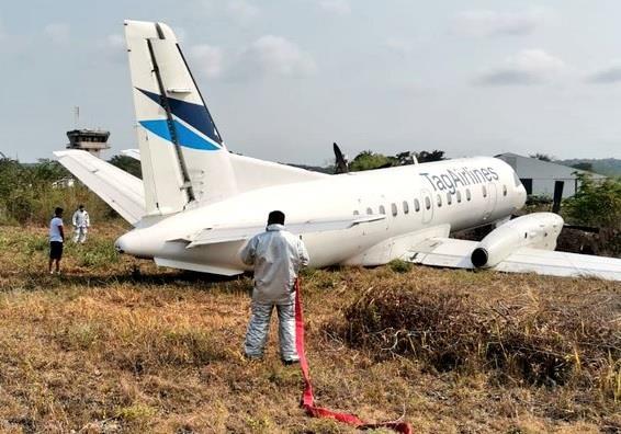 Guatemalan Saab 340 suffers runway excursion after Cancun service ...