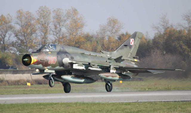 Warsaw to extend Su-22 service life | News | Flight Global