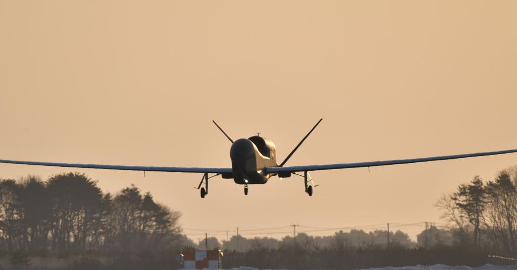 JASDF’s first RQ-4B Global Hawk arrives in Japan | News | Flight Global