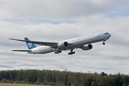 Boeing to offer 330-minute ETOPS on 777s | News | Flight Global