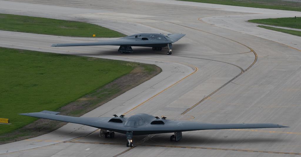b22 bomber size