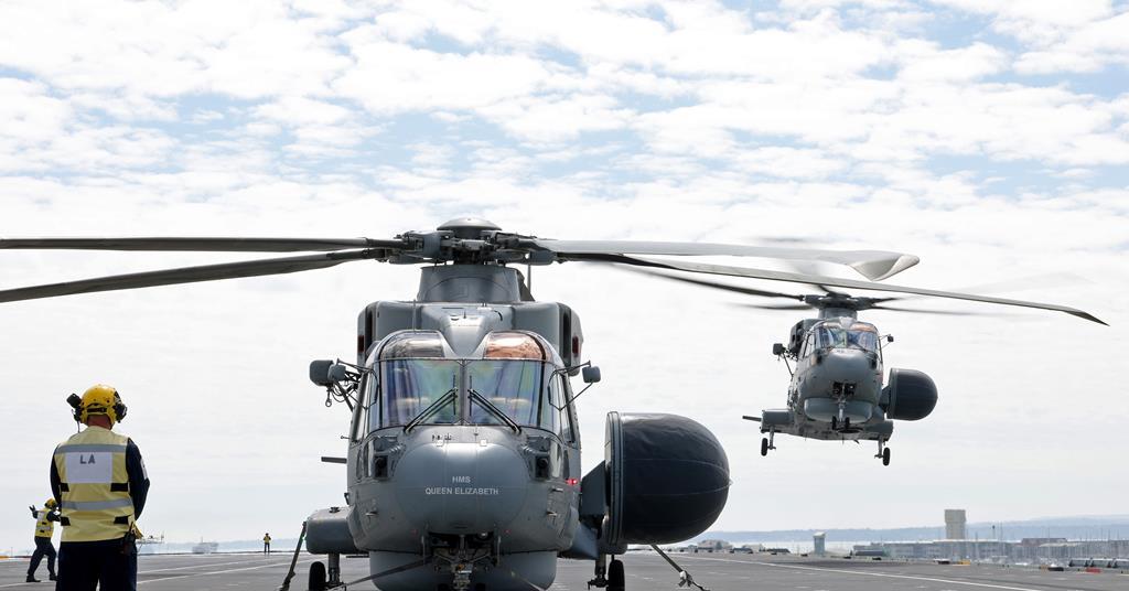 UK extends Merlin operations until 2040 | News | Flight Global
