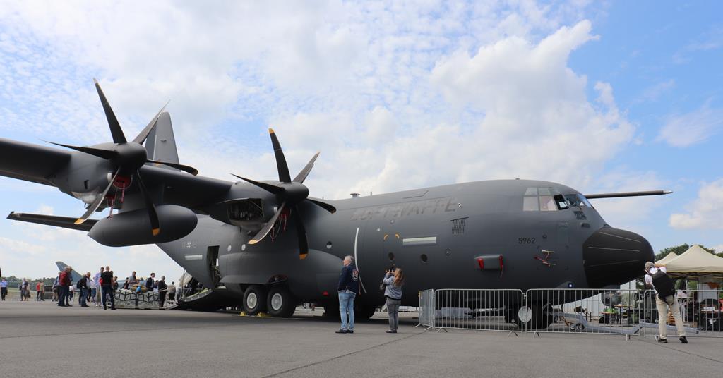Why Lockheed Martin’s Hercules is still going strong 70 years after ...