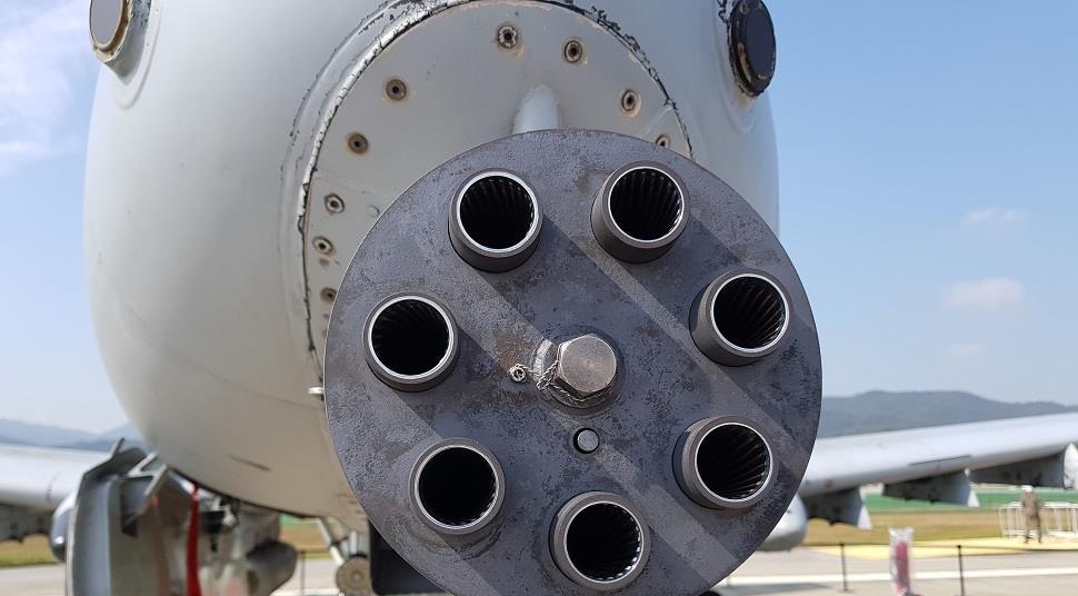 A-10 remains effective against modern reactive armoured vehicles: USAF ...