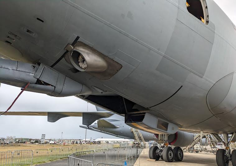 USAF KC-10 visits Avalon as swan song approaches | News | Flight Global