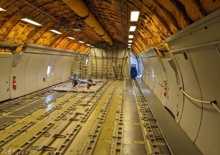 USAF KC-10 visits Avalon as swan song approaches | News | Flight Global