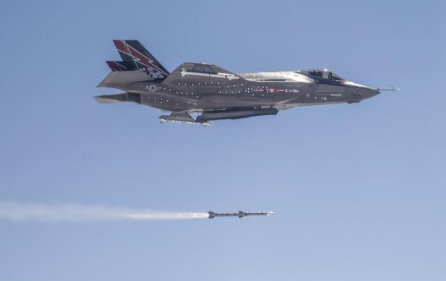 F-35A launches first AMRAAM | News | Flight Global