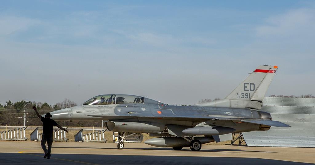Lockheed Martin kicks off USAF F-16 sustainment contract with receipt ...