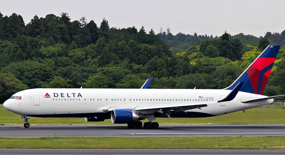 Vibration from failed 767 engine caused fuel leak from fractured water ...