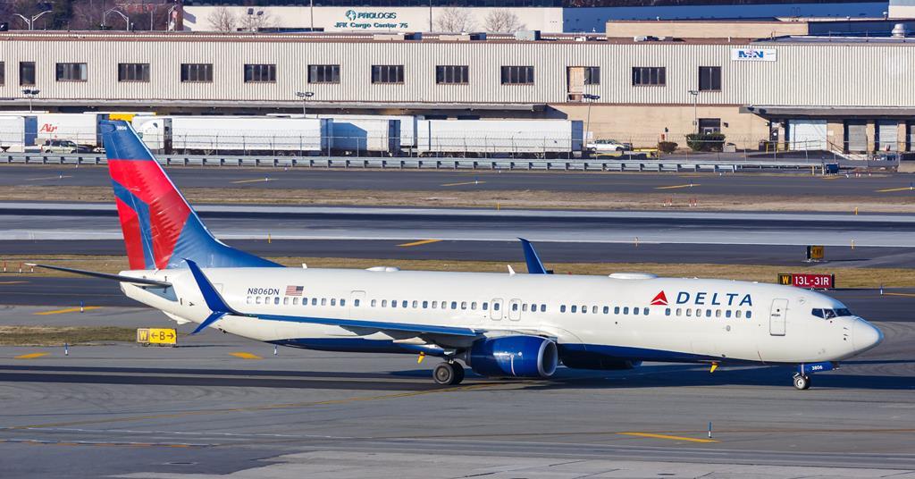 US aviation industry fights to maintain safety record after spate of ...