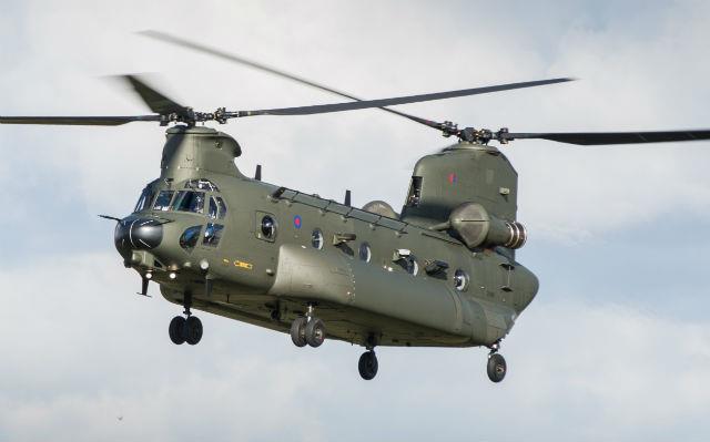 PICTURES: RAF welcomes updated Chinook HC5 | News | Flight Global