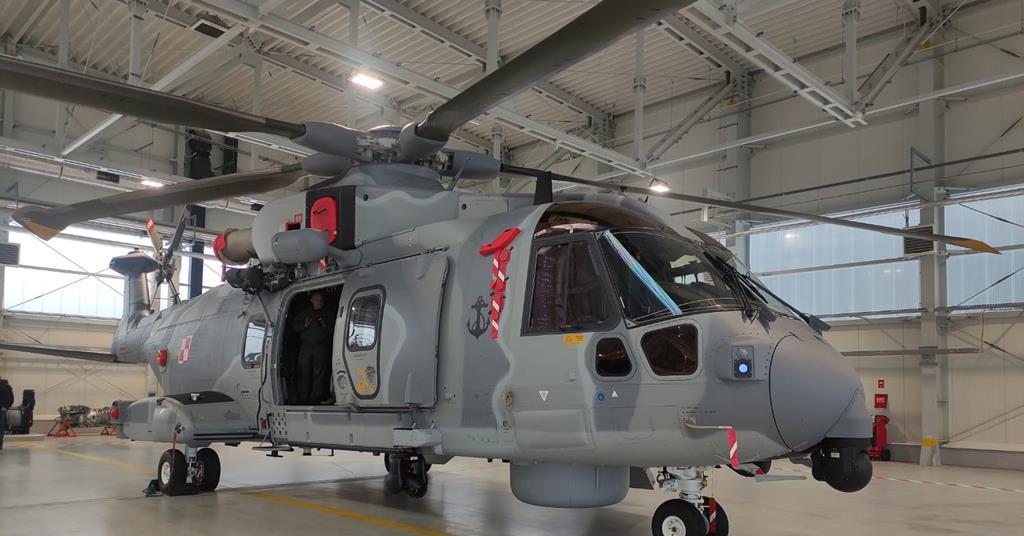 Polish navy unit welcomes its first AW101 | News | Flight Global